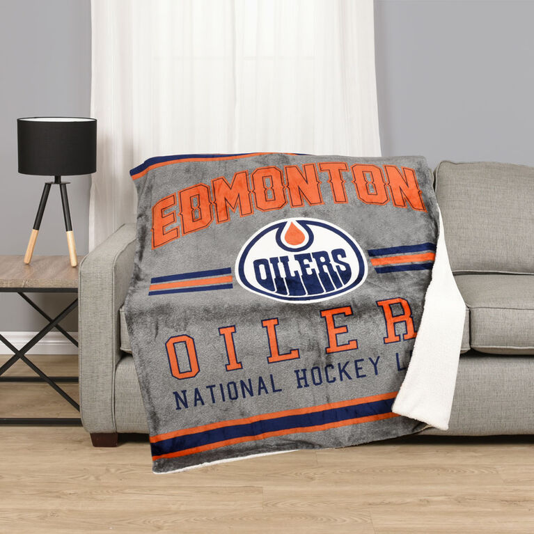 _REMOVE_OOS CLEARANCENHL Team Throw - Edmonton Oilers | Toys R Us Canada