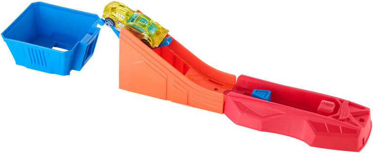 Hot Wheels Flip Ripper Stunt Set - R Exclusive | Toys R Us Canada