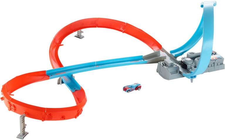 Hot Wheels Figure 8 Raceway With Loop Motorized for Speed | Toys R Us ...