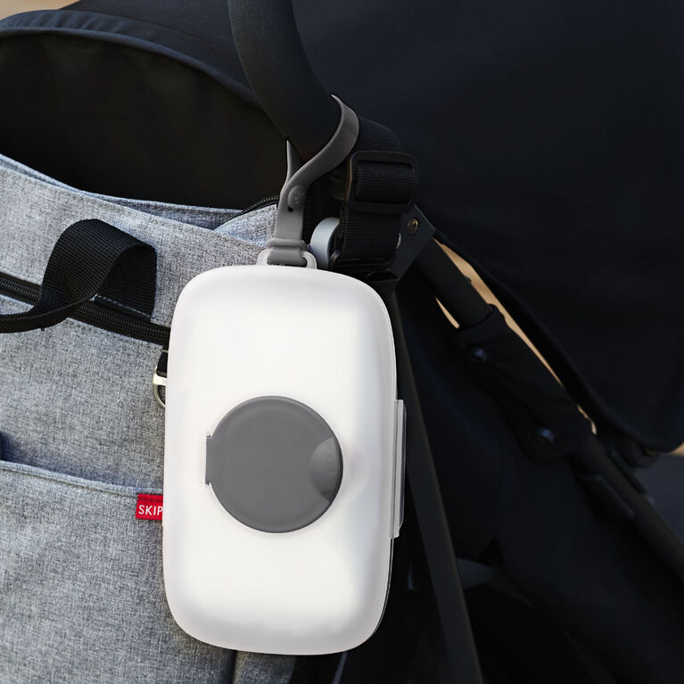 Skip Hop - Snug Seal Wipes Case - Grey | Babies R Us Canada