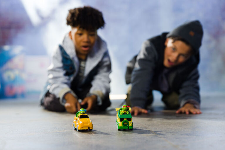 Teenage Mutant Ninja Turtles - Rad Rip Racers Ast (Classic) | Toys R Us ...