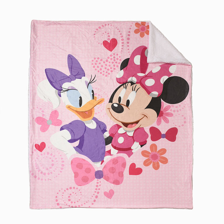 Disney Minnie Mouse Sherpa Throw Blanket, 50 x 60 inches | Toys R Us Canada