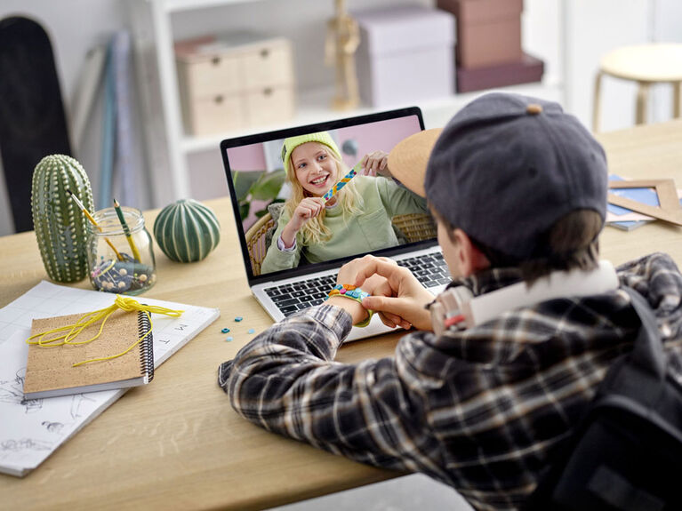 LEGO DOTS Cool Cactus Bracelet 41922 (33 pieces) | Toys R Us Canada