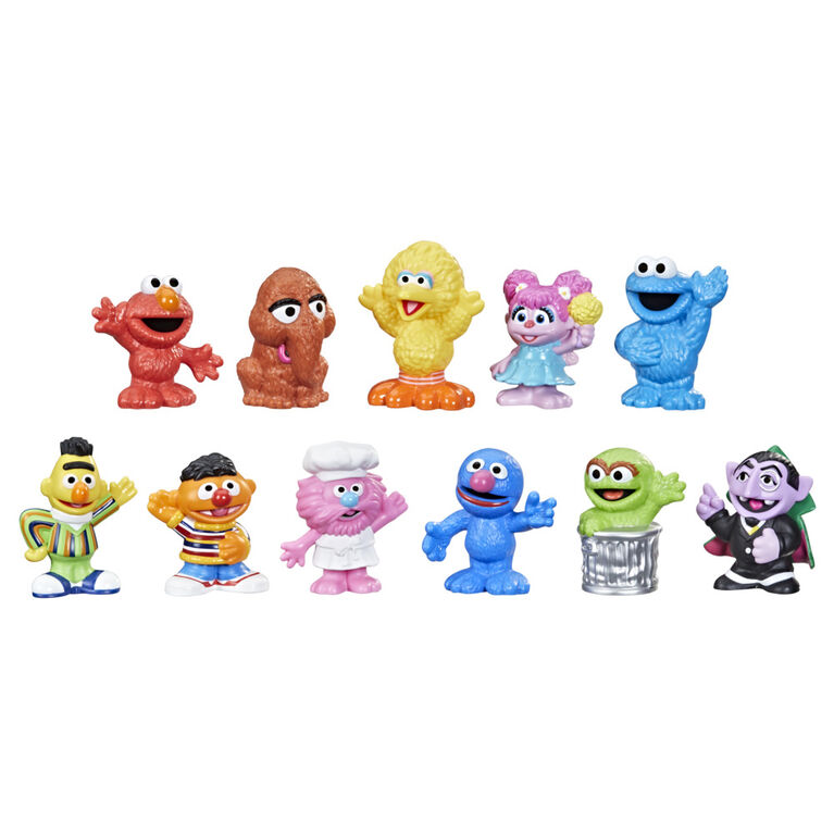 Sesame Street Deluxe Figure Set, Includes 11 Collectible Figures - R ...