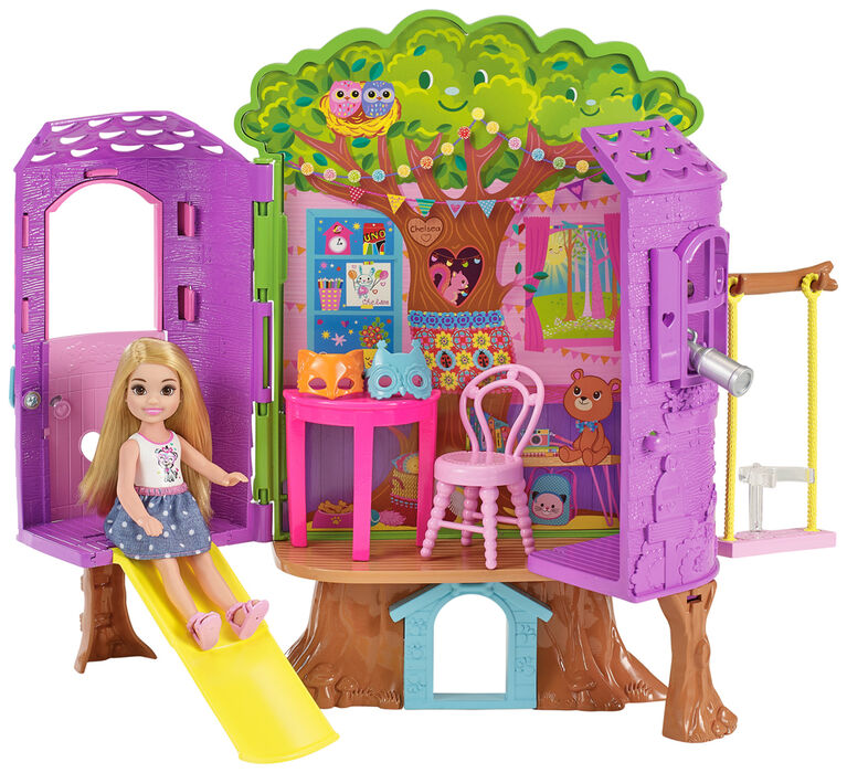 Coffret maison dans l'arbre Barbie - Poupée Chelsea. | Toys R Us Canada
