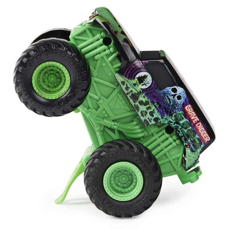 Monster Jam, Official Grave Digger Rev N' Spin Monster Truck, 1:43 ...