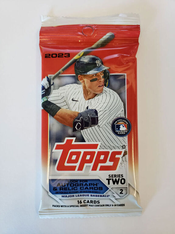 2023 Series 2 Baseball Booster | Toys R Us Canada