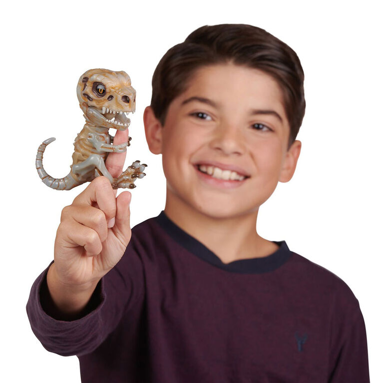Fingerlings Untamed - Bonehead Skeleton T-Rex - Doom (Ash) | Toys R Us ...