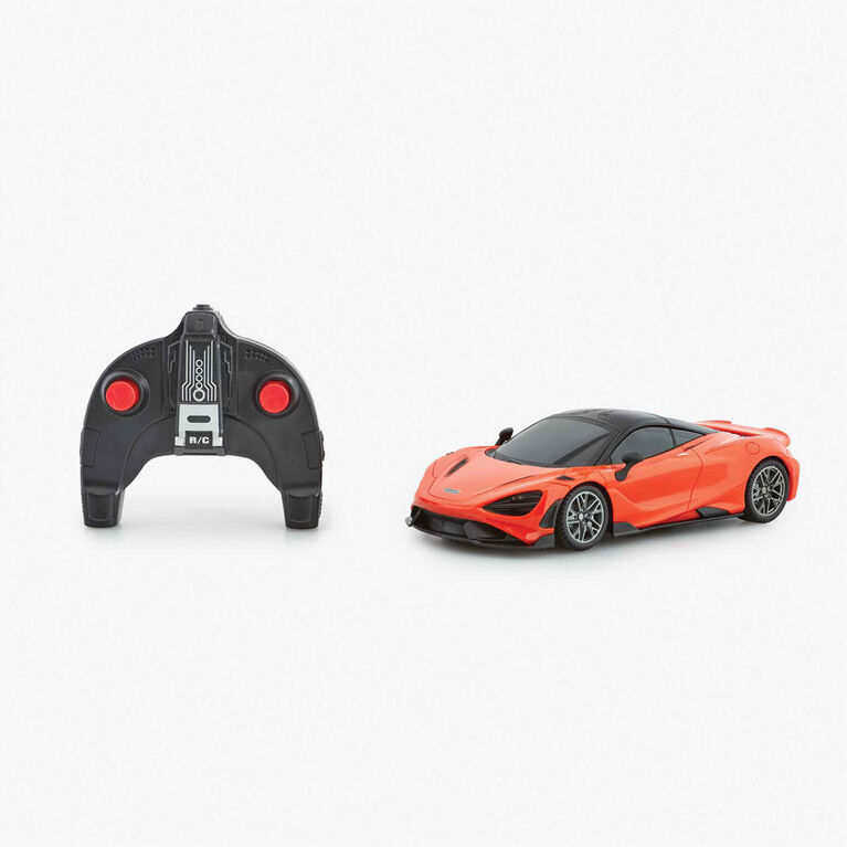 Xceler8 1:24 McLaren 765LT - R Exclusive | Toys R Us Canada