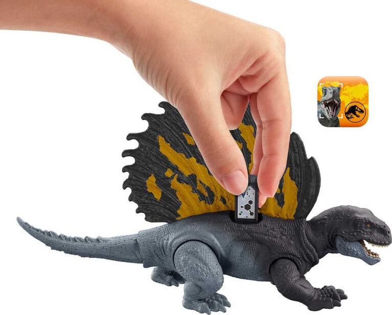 Jurassic World Strike Attack Edaphosaurus | Toys R Us Canada