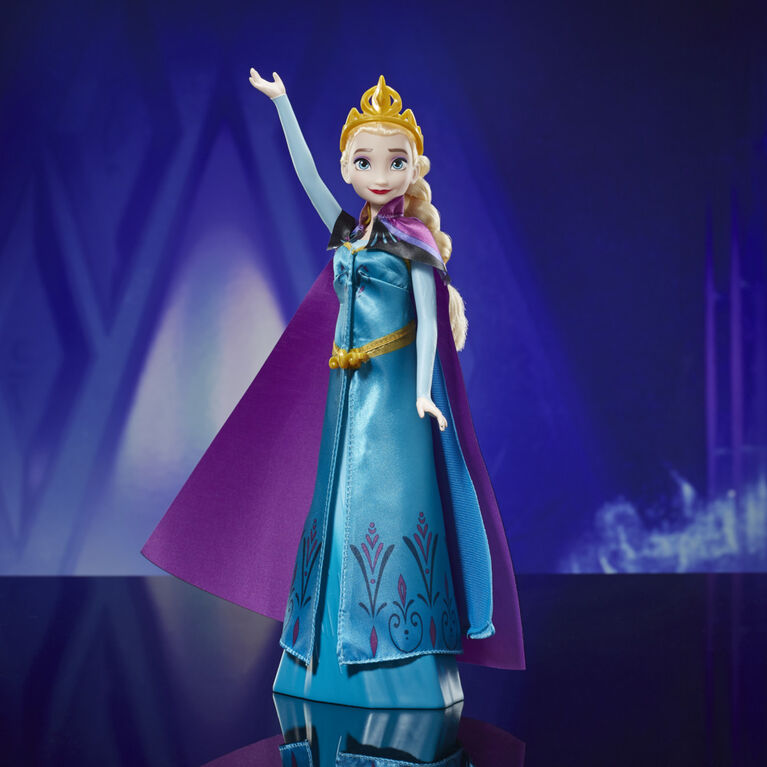 Disney's Frozen Elsa's Royal Reveal, Elsa Doll with 2-in-1 Fashion ...