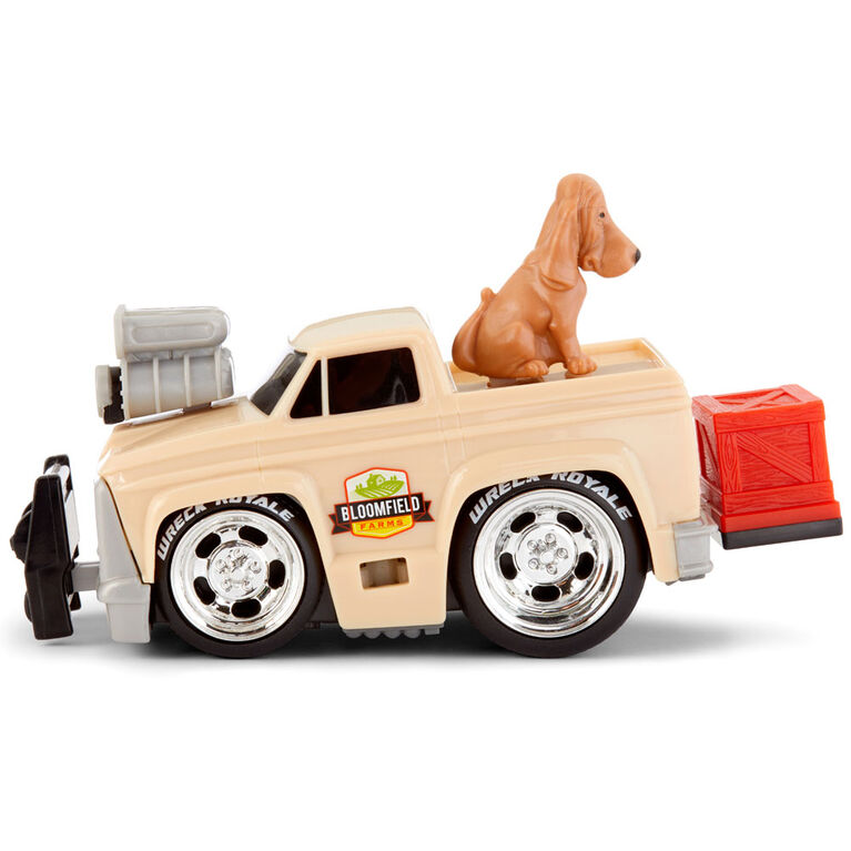 Wreck Royale Exploding Crashing Big Boss Race Car with 4 Mix 'n Match ...