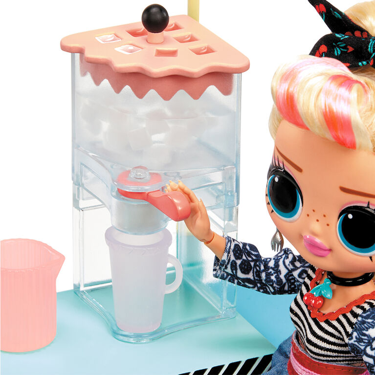 LOL Surprise OMG To-Go Diner Playset | Toys R Us Canada