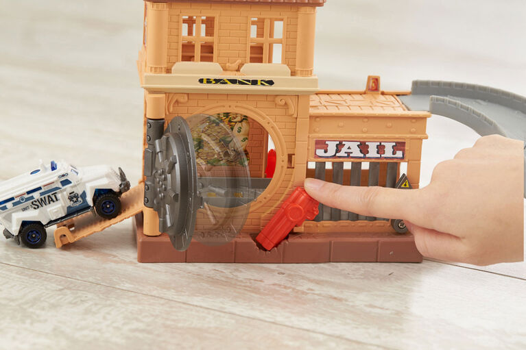 Matchbox Bank Robbery Playset - R Exclusive | Toys R Us Canada