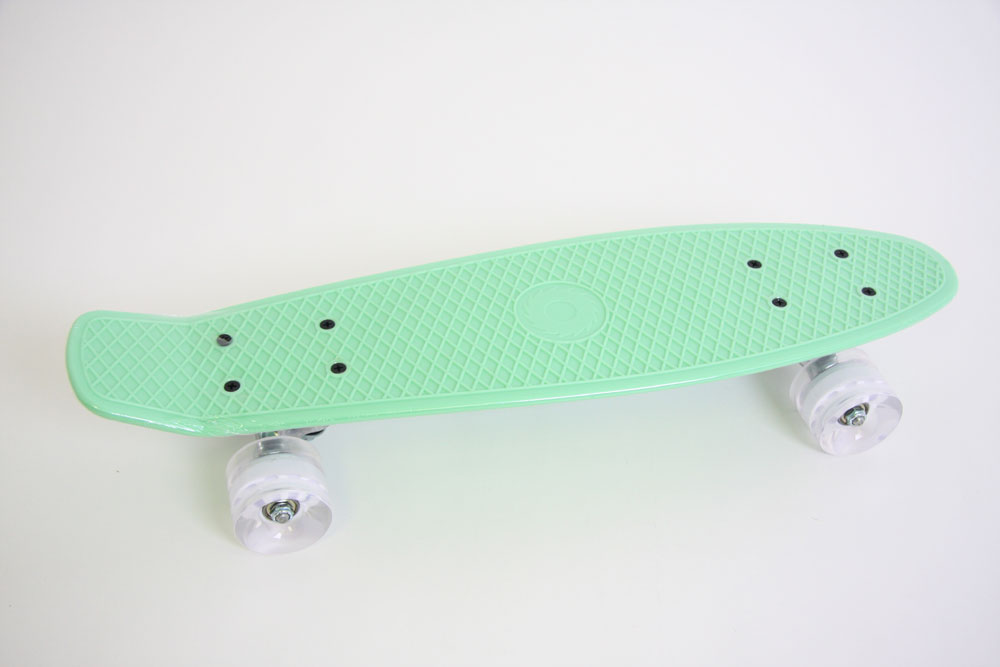Razor - Retro Skateboard - Green | Toys R Us Canada