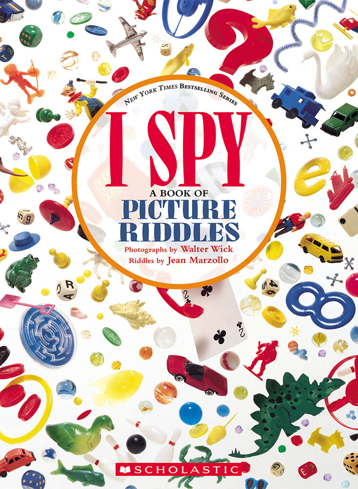 I Spy: A Book of Picture Riddles - English Edition | Toys R Us Canada