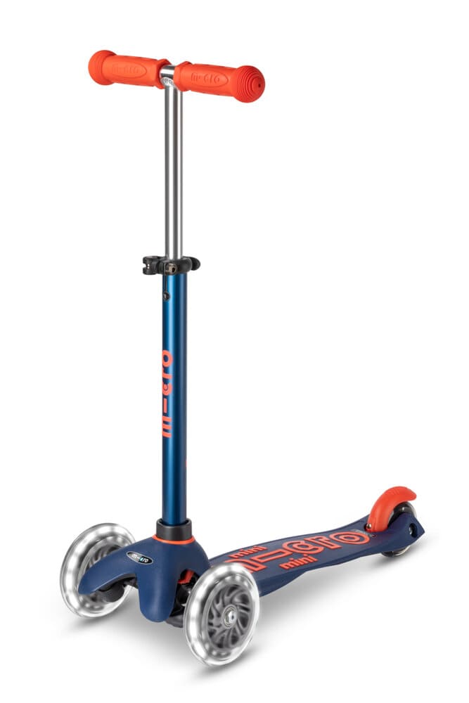Micro Mini Deluxe Led Scooter/Navy - English Edition | Toys R Us Canada