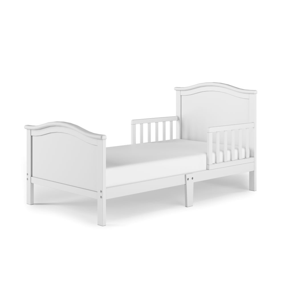 Camden Toddler Bed, Matte White | Toys R Us Canada