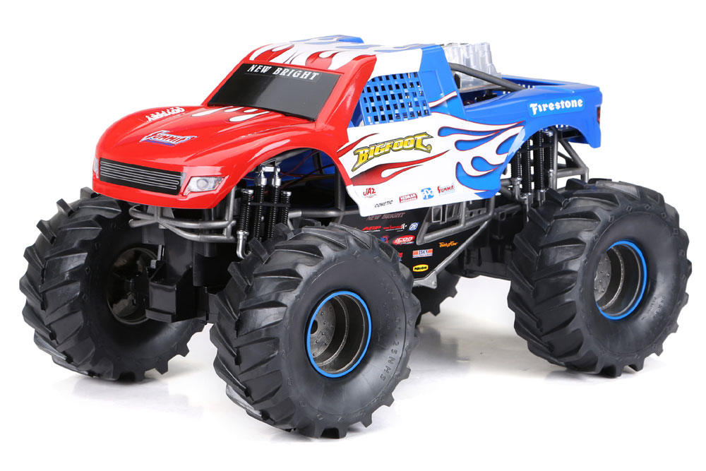 1:10 Remote Control Monster Truck - L'assortiment peut varier | Toys R ...